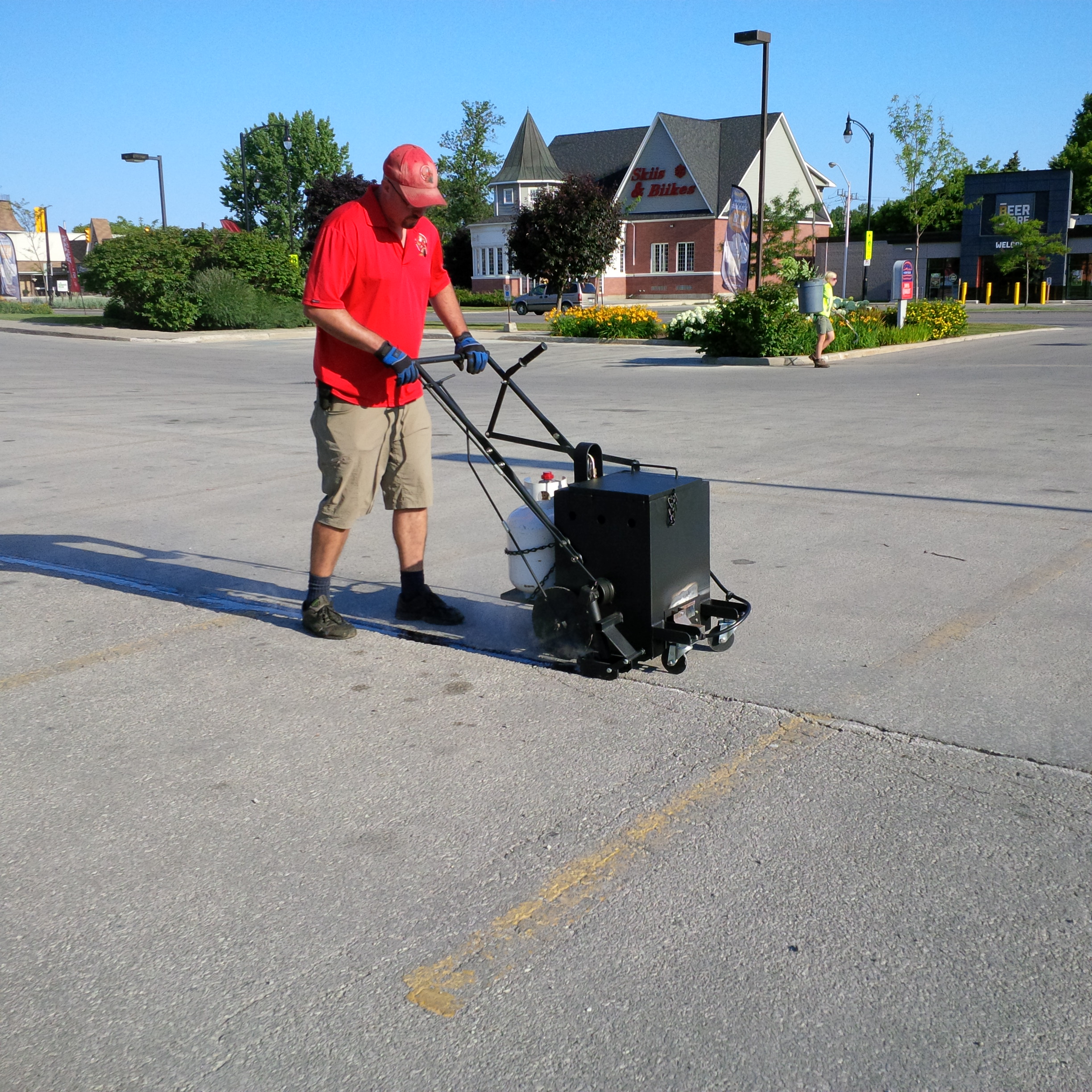 RY10 Pro Melter Applicator Featured in Paving Pro Magazine - RynoWorx